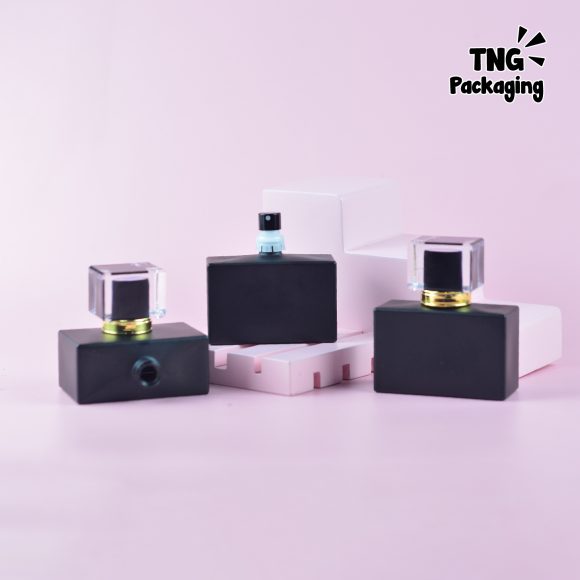 [SEMI PRESS] Botol Parfum Kotak Hitam Tutup Acrylic - 50 ml - TNG ...